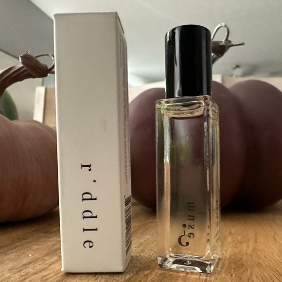 Riddle | Bath & Body | Riddle Muse 8ml Rollon Fragrance Oil | Poshmark